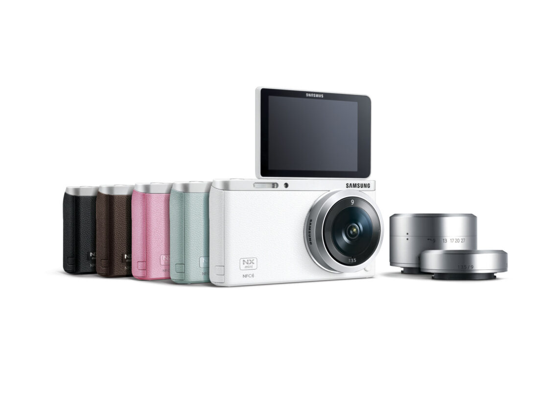 Take Selfies in Style With This Camera From Samsung - The Urban Twist