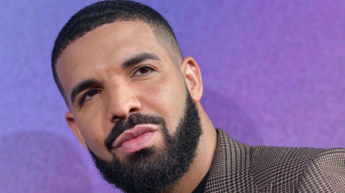 Drake Helps George Floyd Protesters By Donating $100,000 - The Urban Twist